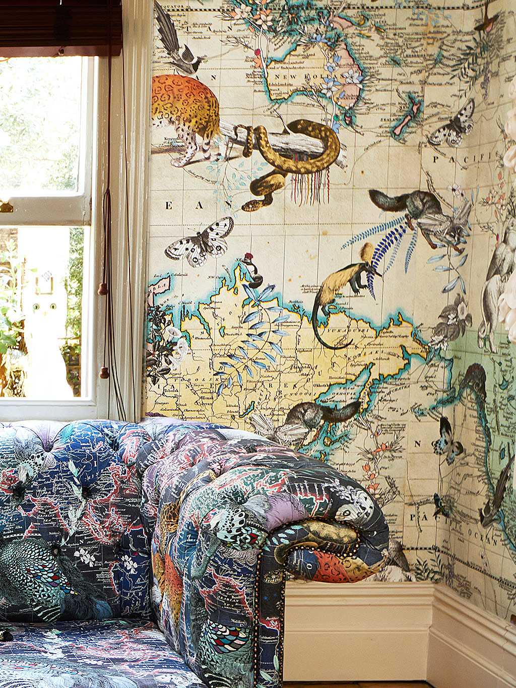 Tapete World Map Animal, Light | KSW Studio